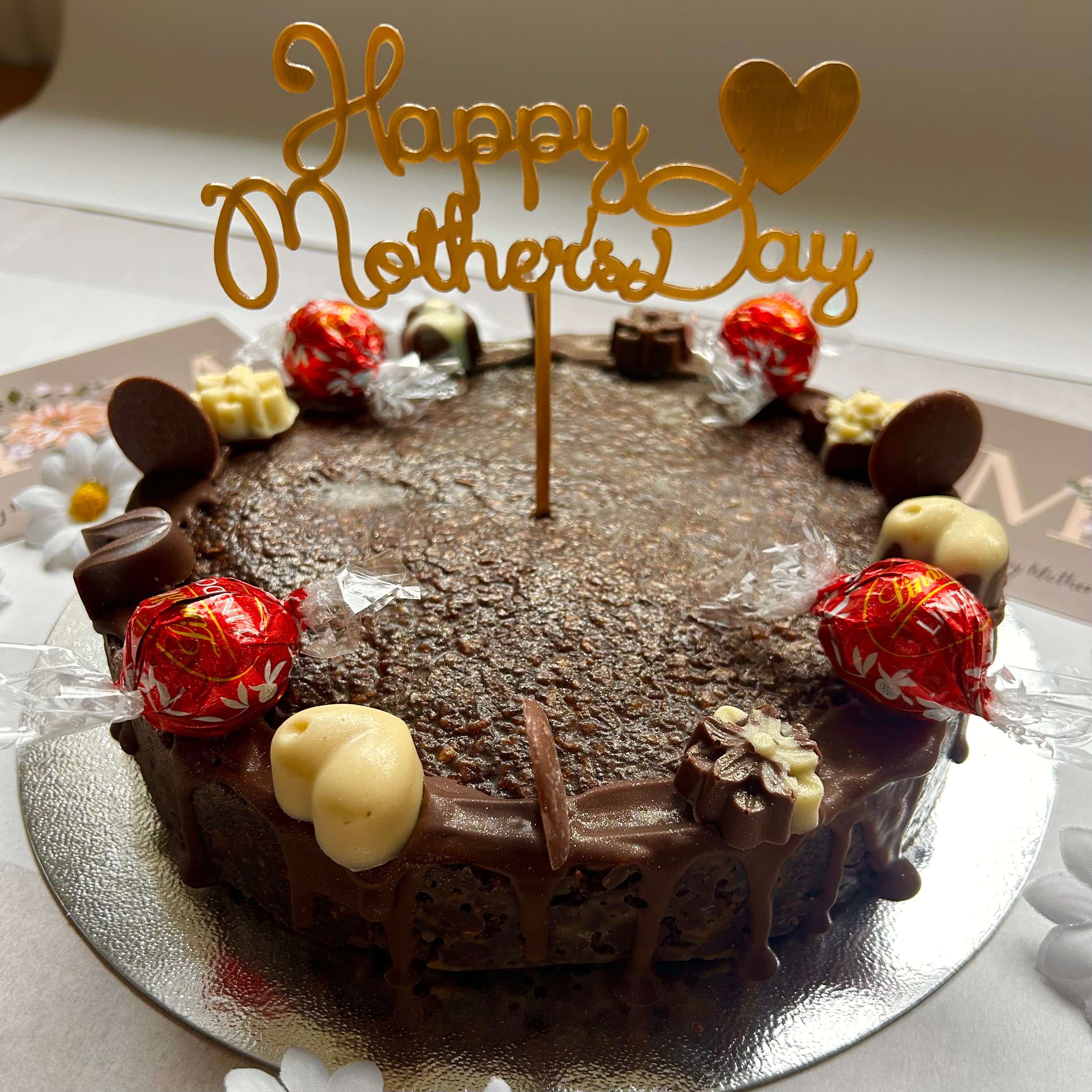 Bob Cake 'CAKE' – Darcie Mae's