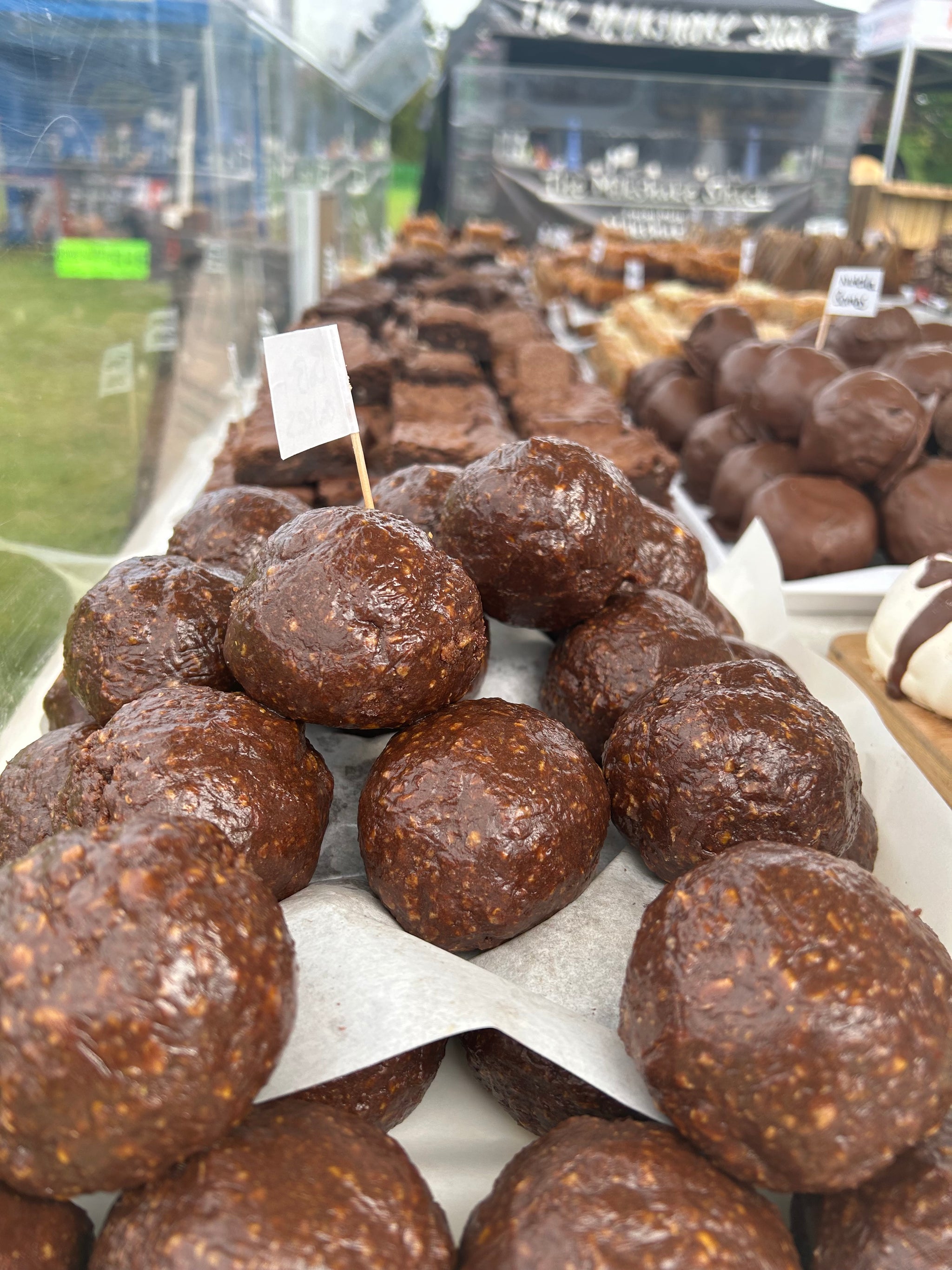 BOB CAKES – Darcie Mae's